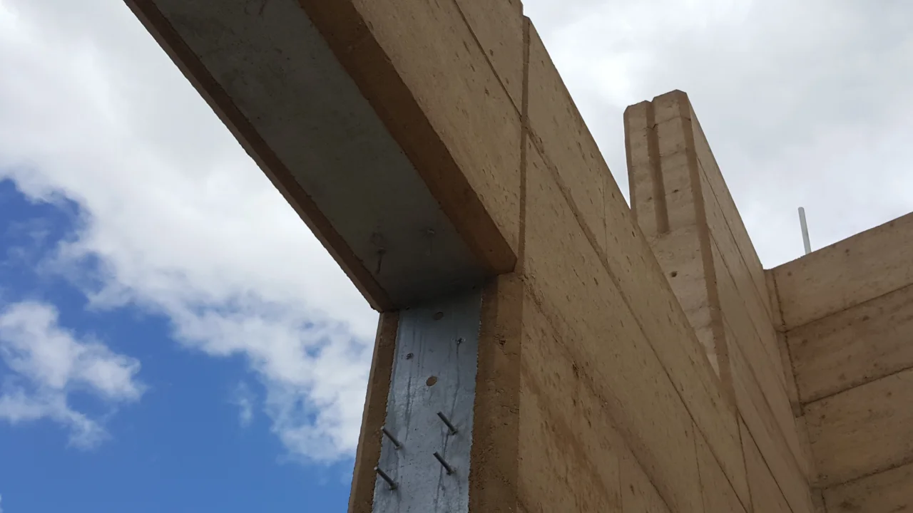 Rammed Earth – Engineering, Sustainability and Craft - Elliott Wood